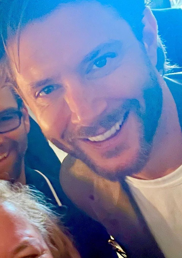 esme 🩷 (#1 carri stan) on Twitter: "anyway stan jensen ackles for clear skin 🙏🏼"