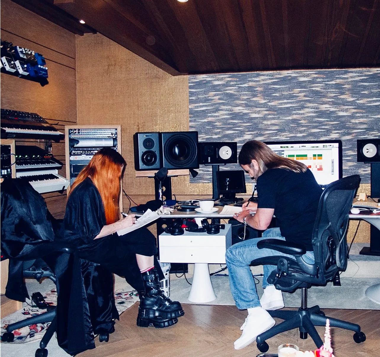 James on Twitter: "AP TikTok / 2019 My Year Produced by : Max Martin Recorded at : MXM Studios ...