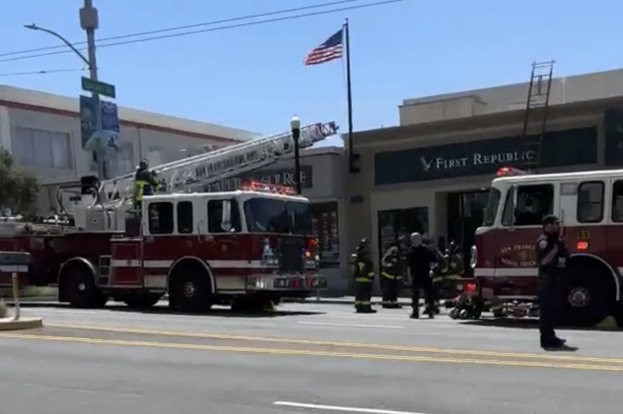 SAN FRANCISCO FIRE DEPARTMENT MEDIA on Twitter: "UPDATE: At 12:38, this 2-ALARM fire was ...