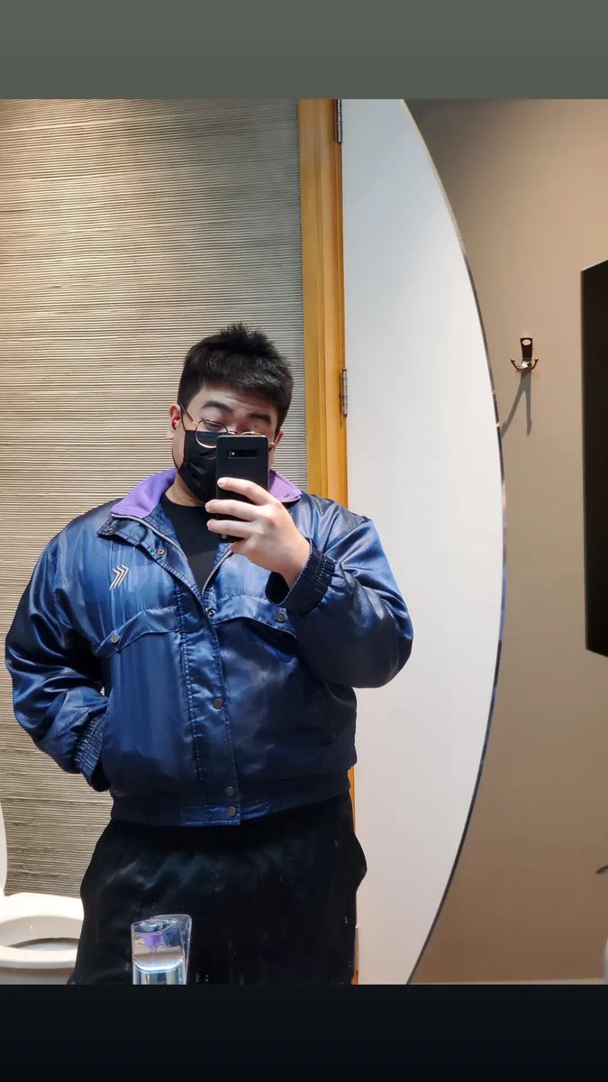 Jakey on Twitter: "The main / The player"