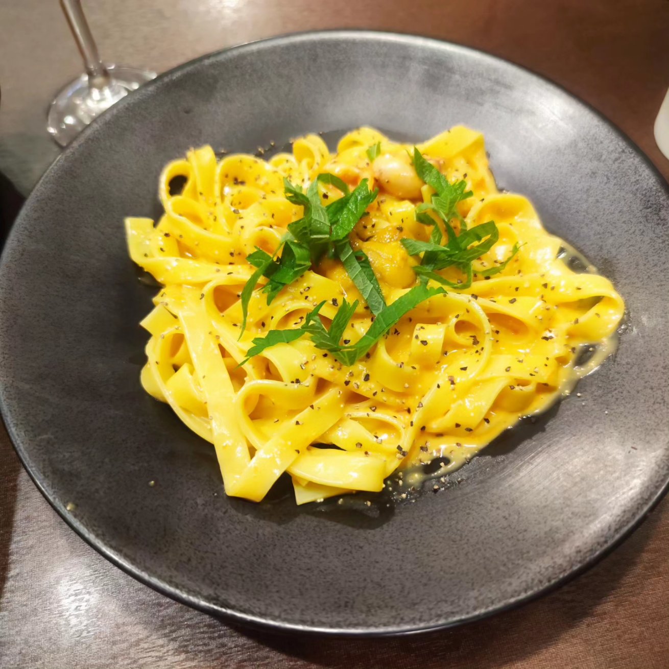 raipon*Ryoko on Twitter: "鎌倉パスタの ”うにとぷちぷちたらこ”の濃厚うにクリームソース With 白ワイン。 絶対フェットチーネが合うと思ってたけど、大正解😋 ...