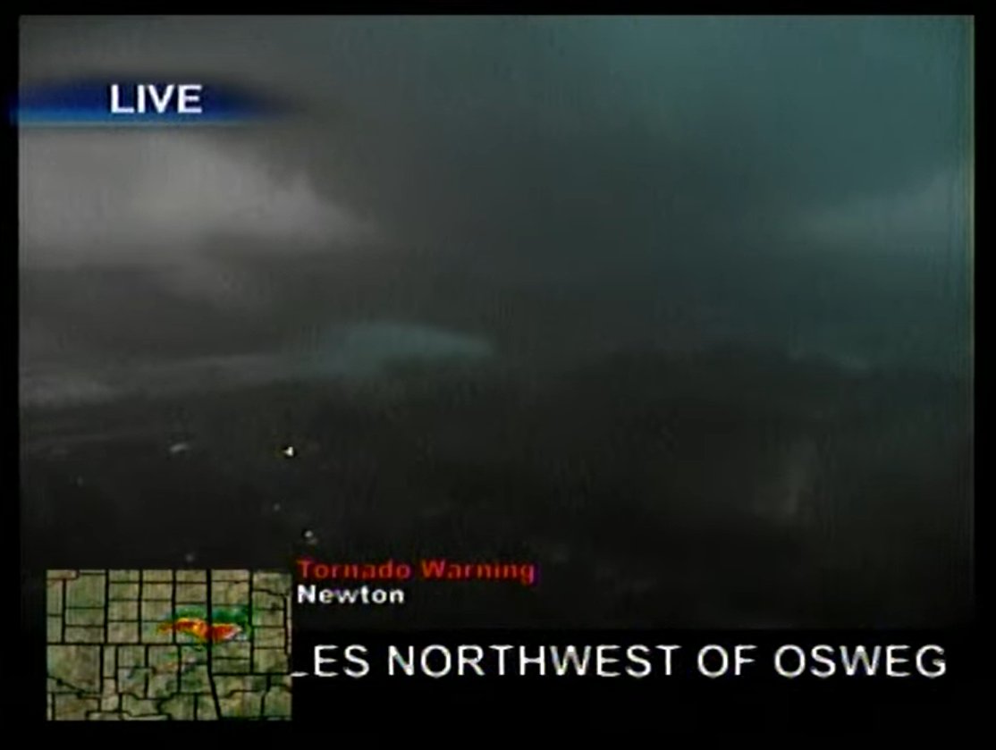 Oakhurst_Wx on Twitter: "A haunting image of the Joplin Tornado (left) taken from the KSNF TV ...
