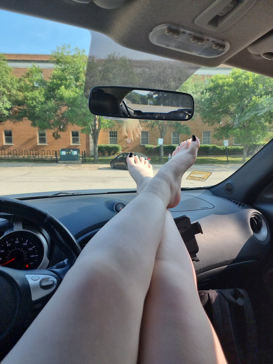 Ticklish Princess 🪶 On Twitter Rt Ticklishkai What Would You Do If