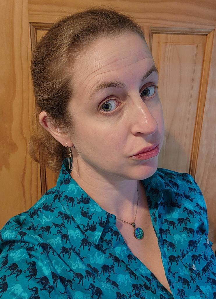 Thea Landen, Smutty Author of Romance on Twitter: Thea Landen, Smutty Author of Romance on Twitter: