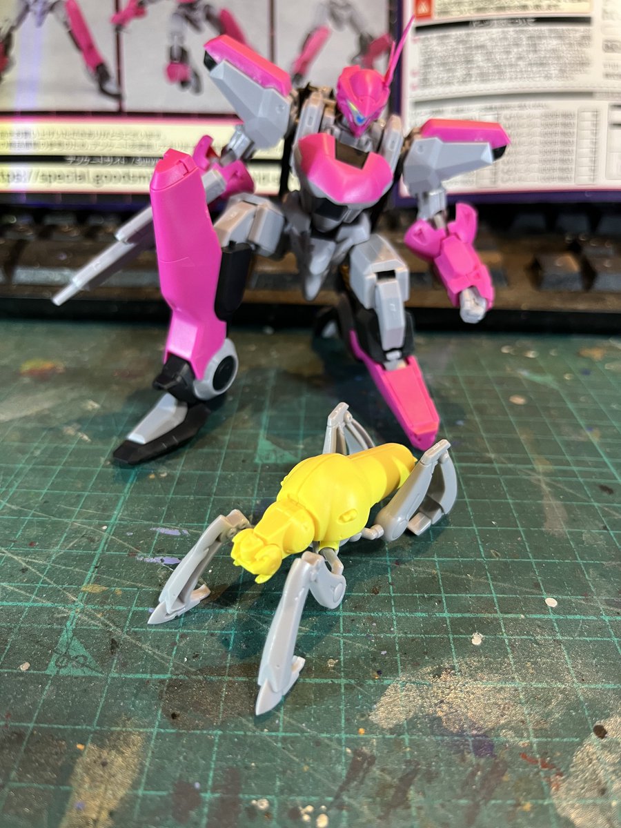 楳木 某 on Twitter: "MODEROIDエステバリス陸戦フレーム 素組みできましたー プロポーションと可動域はすごく良いですよ👍 ゲキガンパンチできたり、バッタくん付いてたりも ...