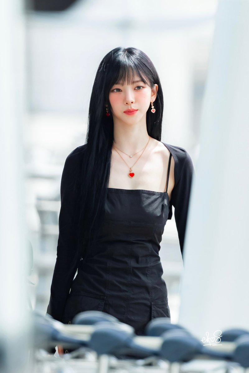 📸 에스파 GALLERY 🎞 on Twitter: "[HQ] 230522 ️ #KARINA #카리나 #aespa #에스파 @aespa_official Cr.eko8_sgg"