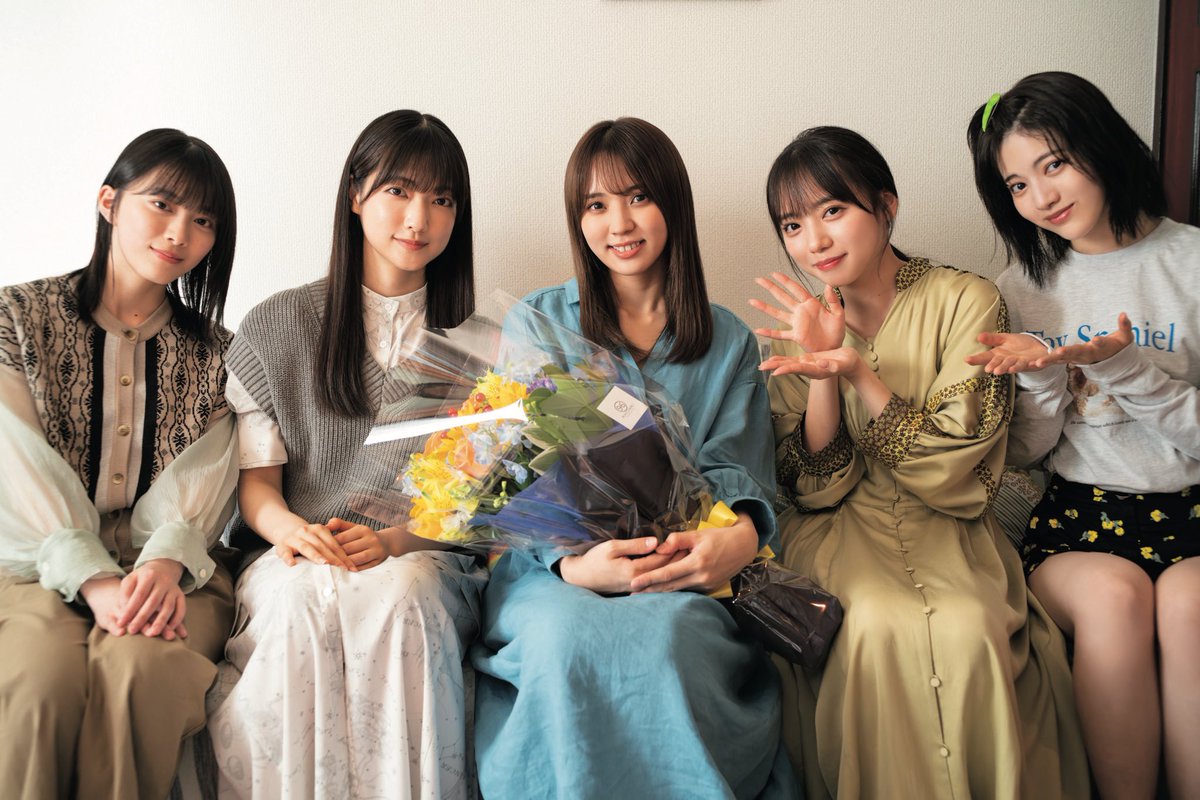 タネ on Twitter: "RT @borderless_kob: #アクトレス公式メモリアルブック 本日6月7日発売！ 中島琴音役を演じた #櫻坂46 #小林由依 さんのクランクアップ ...