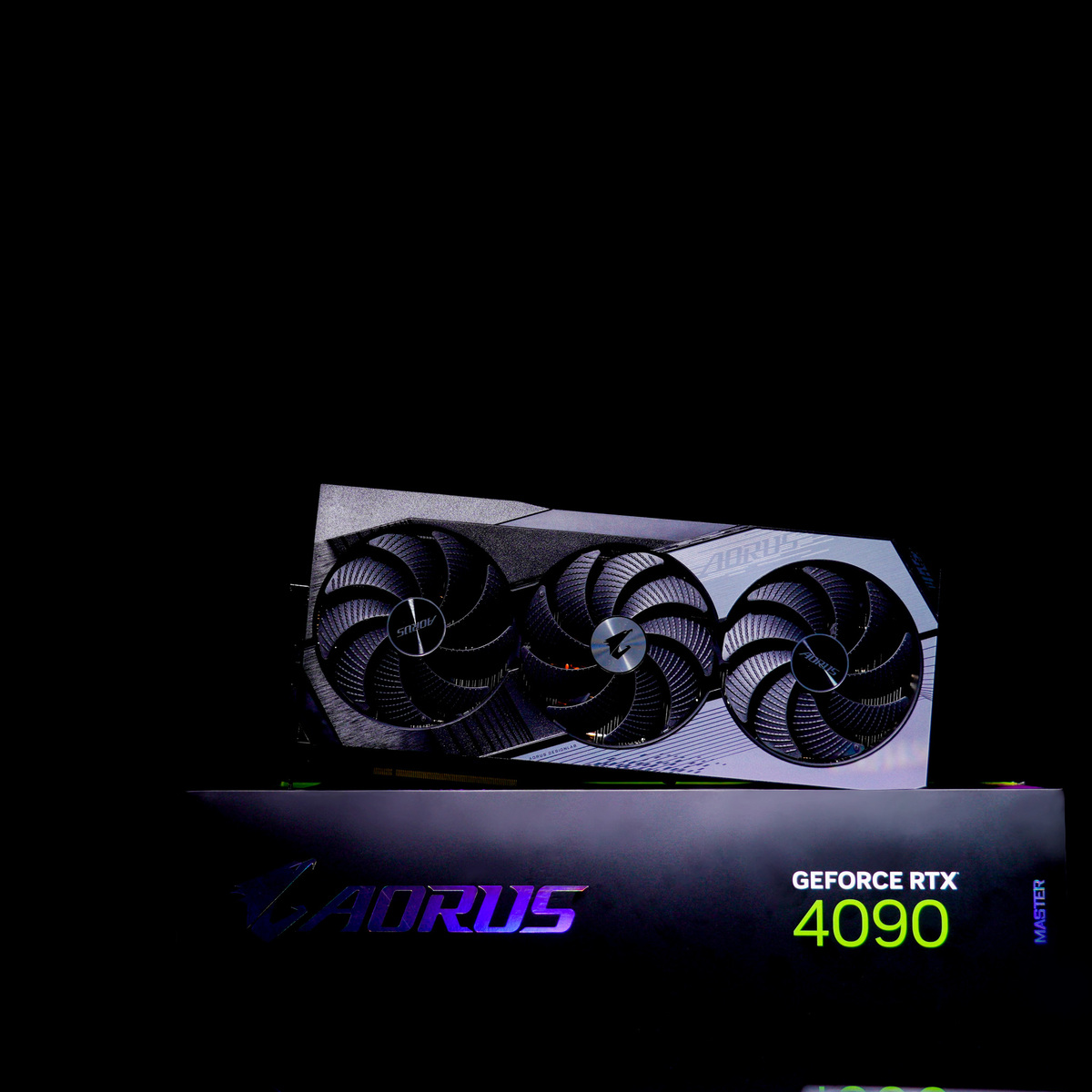 AORUS on Twitter: "AORUS RTX 4090 MASTER 💪 Handle everything, effortlessly, with this beast of a ...