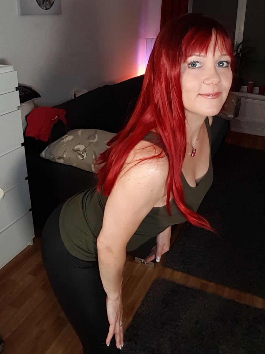 Vika Models on Twitter: "RT @Nicky_Stern_: Etwas Stretching am morgen vertreibt kummer & sorgen ...