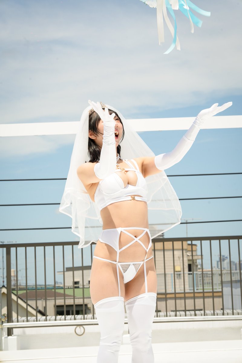 たかやさん😋🐝💎☕️🎨🤍 on Twitter: "20230604 Pharfaite撮影会1部 円谷みうさん(@miu_hatsuyu ) (@fudanMiu ) ブーケトス👰‍♀️💐 ...