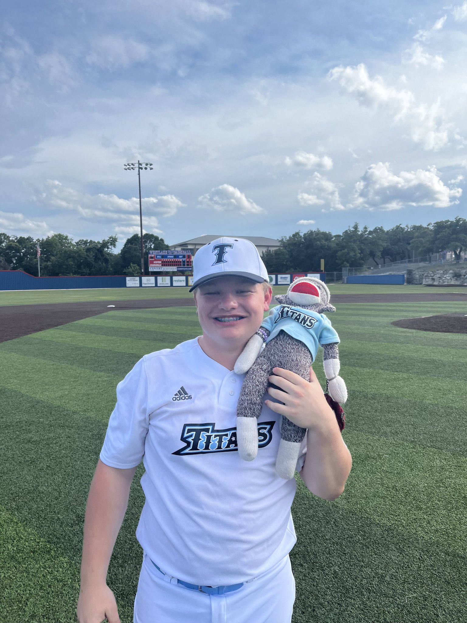 Five Tool South Texas on Twitter: "F: @Titans_Adidas Collins 8, Marucci Elite Texas Martinez 7 ...