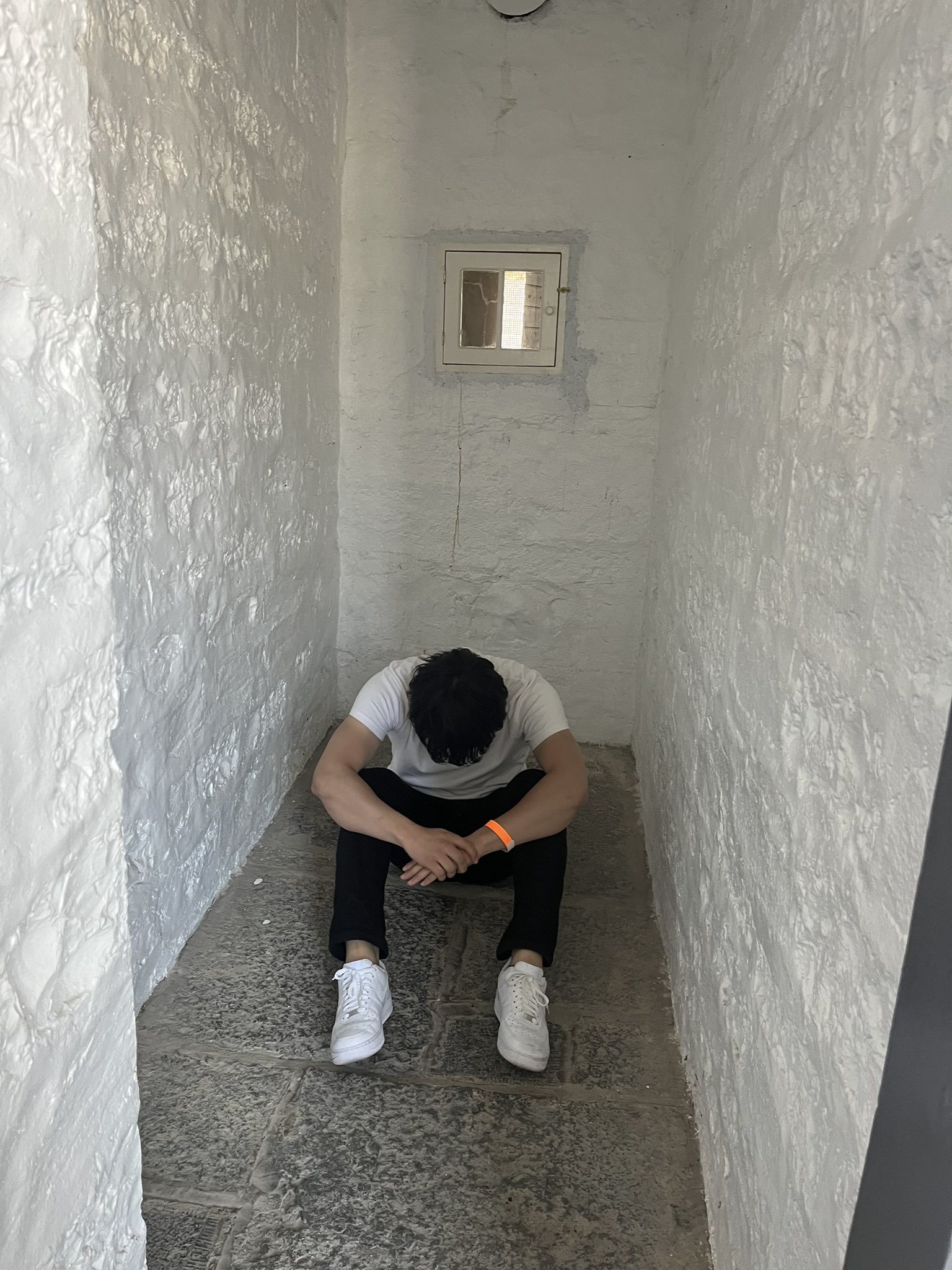 HIMA.J 🕹 on Twitter: "ついに投獄されました。 https://t.co/UMpUphY0A9" / Twitter