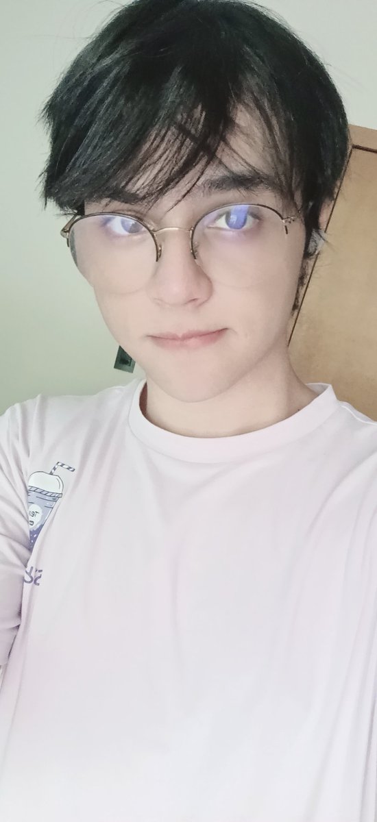 MingMing FÃ DA JUNY🐰 on Twitter: "cabelo curto/ cabelo grande"