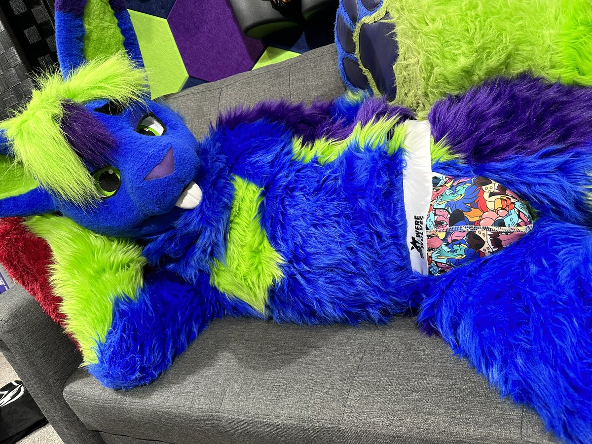 Nido Flow π° On Twitter Rt 14werewolvesllc Maws π
Paws πΎ Or Both