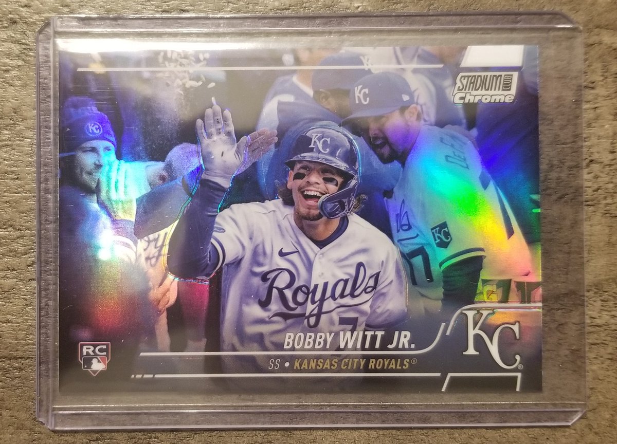 Dave on Twitter: "New refractor in my collection, woot! Let's see them refractors. @CardPurchaser"