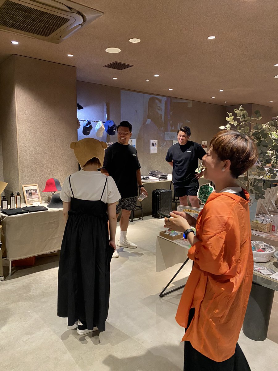 Re: PRIVATE SAUNA on Twitter: