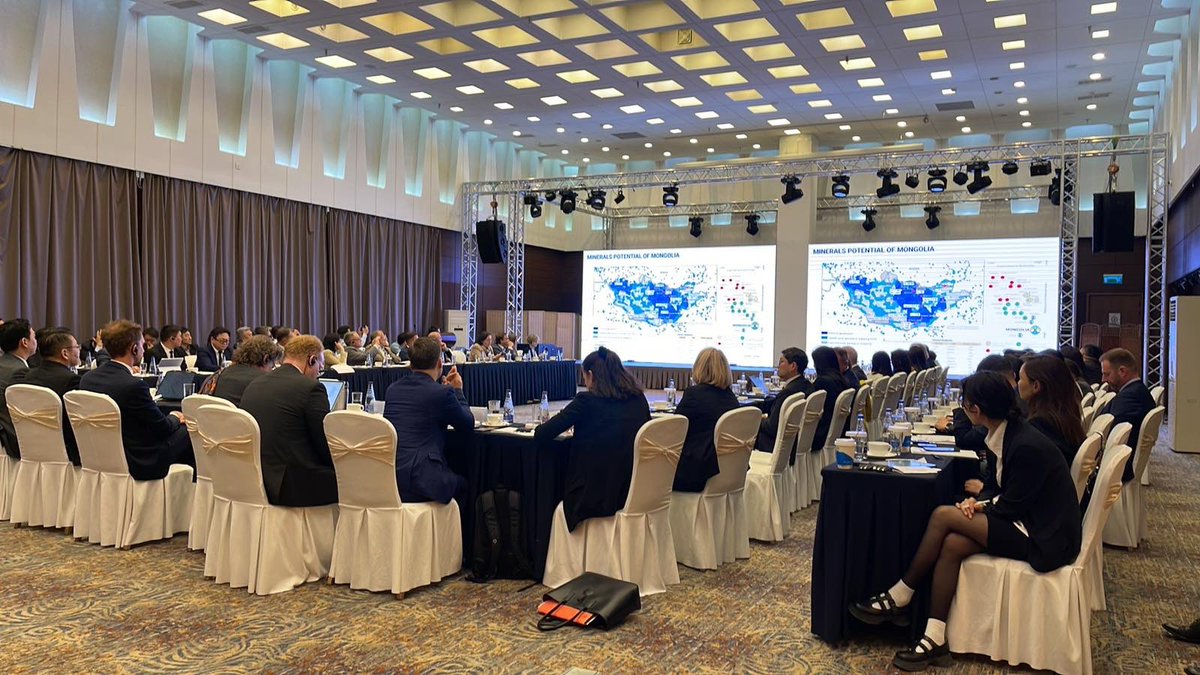 С Наранцогт On Twitter Монгол Германы Эдийн засгийн хорооны 9 дүгээр хуралдаан эхэллээ