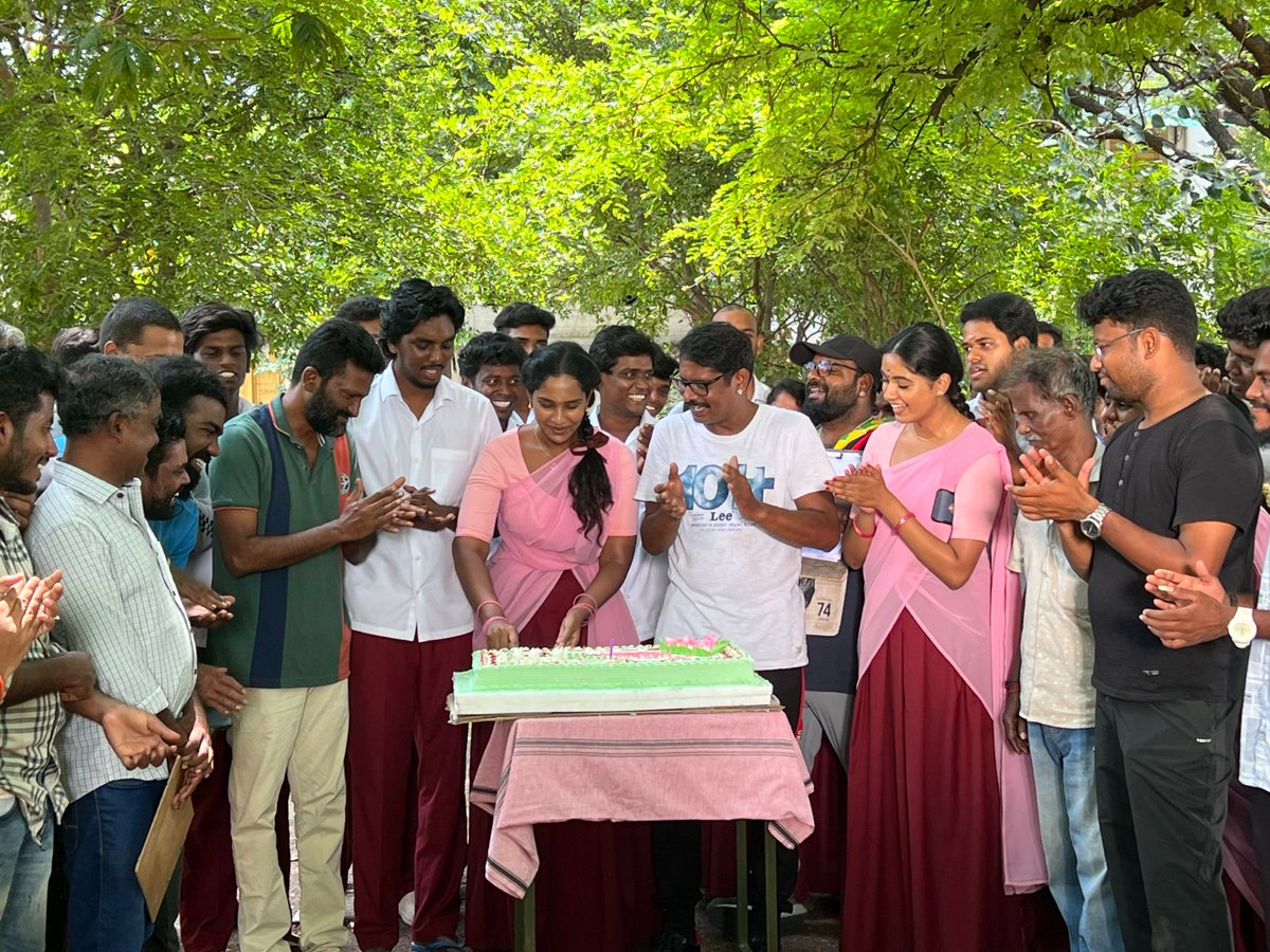 Nikil Murukan On Twitter Team Margazhithingal Wishing Naksha Saran A Happiest Birthday