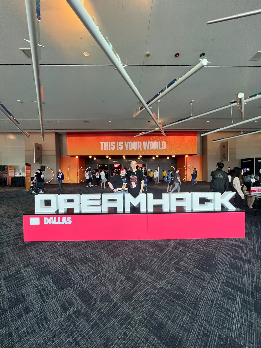 Tyler "tcmich31" M. on Twitter: "And that's a wrap on Dreamhack Dallas. Thank you to ...