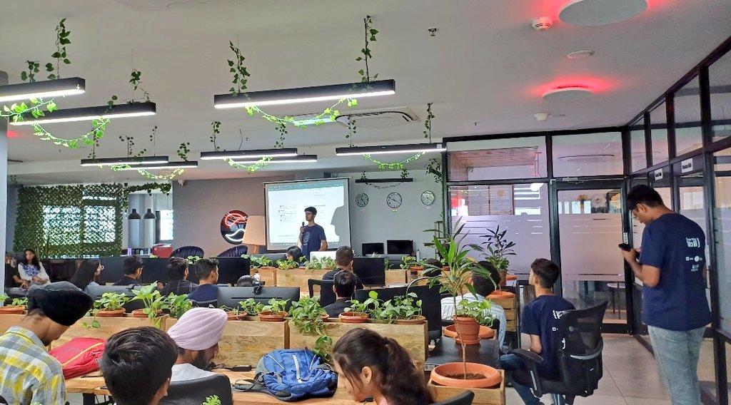 Ashutosh7i on Twitter: "Awesome @hackthisfall meetup yesterday at @siyatechventure . Met ...