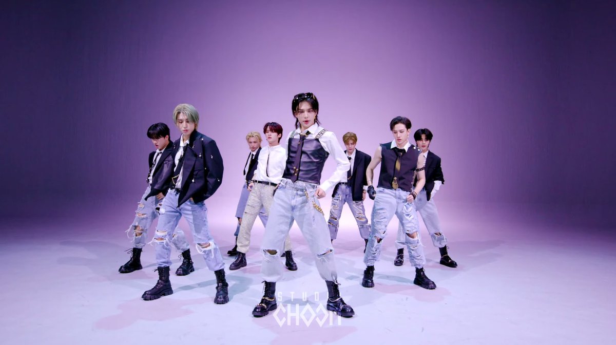 Stray Kids Chart Data on Twitter: "[BE ORIGINAL] "특(S-Class)" (4K) has now surpassed 1,000,000 ...