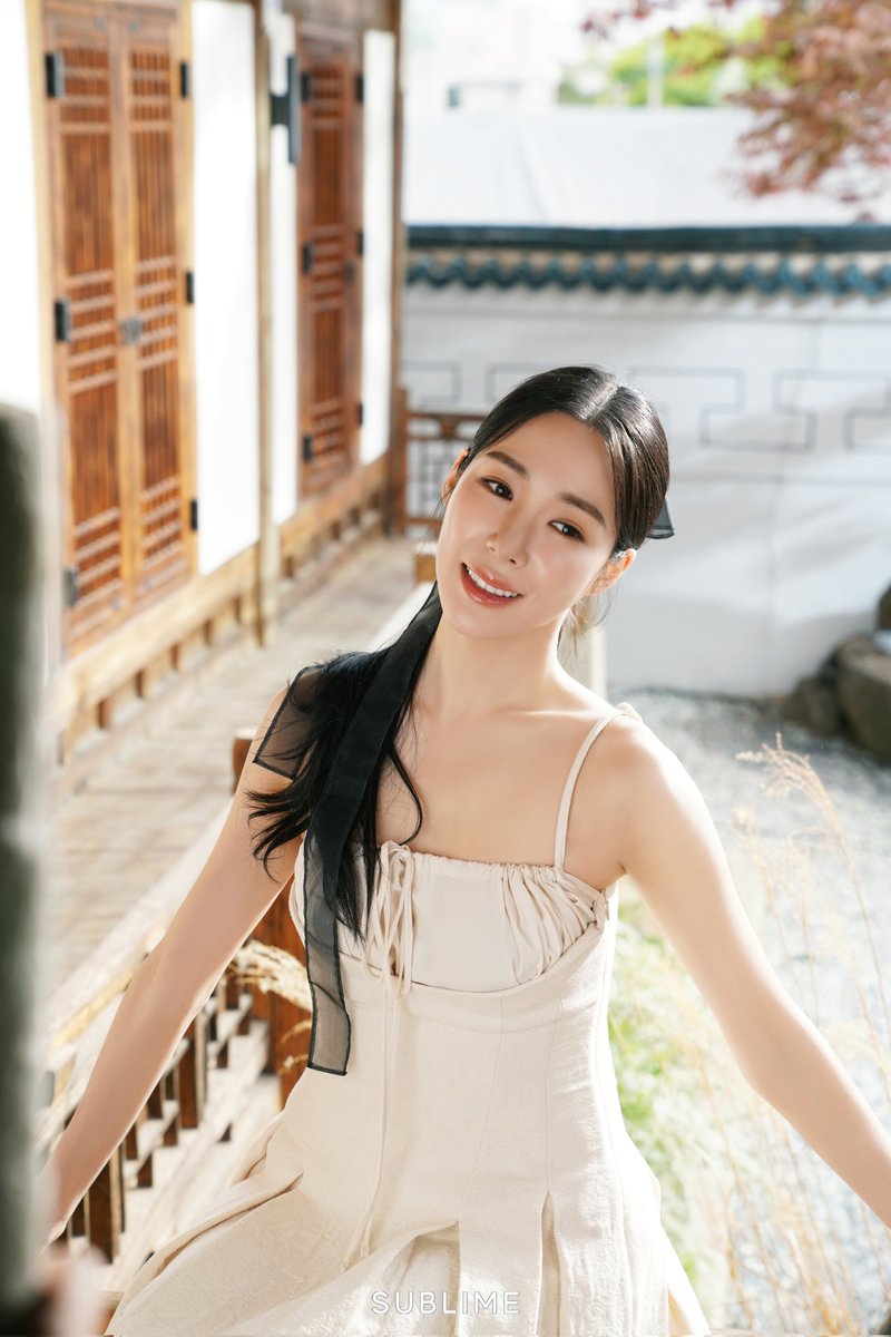 STAYFANY on Twitter: "ภาพจาก SUBLIME . [ทิฟฟานี่ ยัง] เคล็ดลับความงามในฤดูร้อนของ Tiffany Young ...