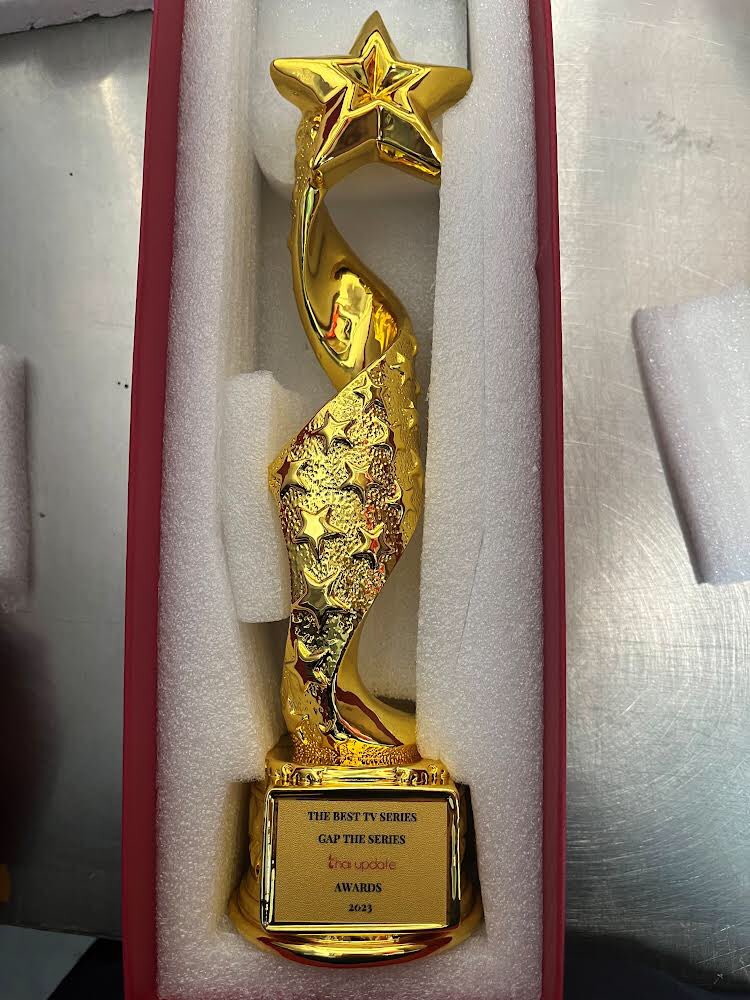 Freen | Becky ™ on Twitter: "INFO | We didn't expect a trophy when GAP the series won "The Best ...