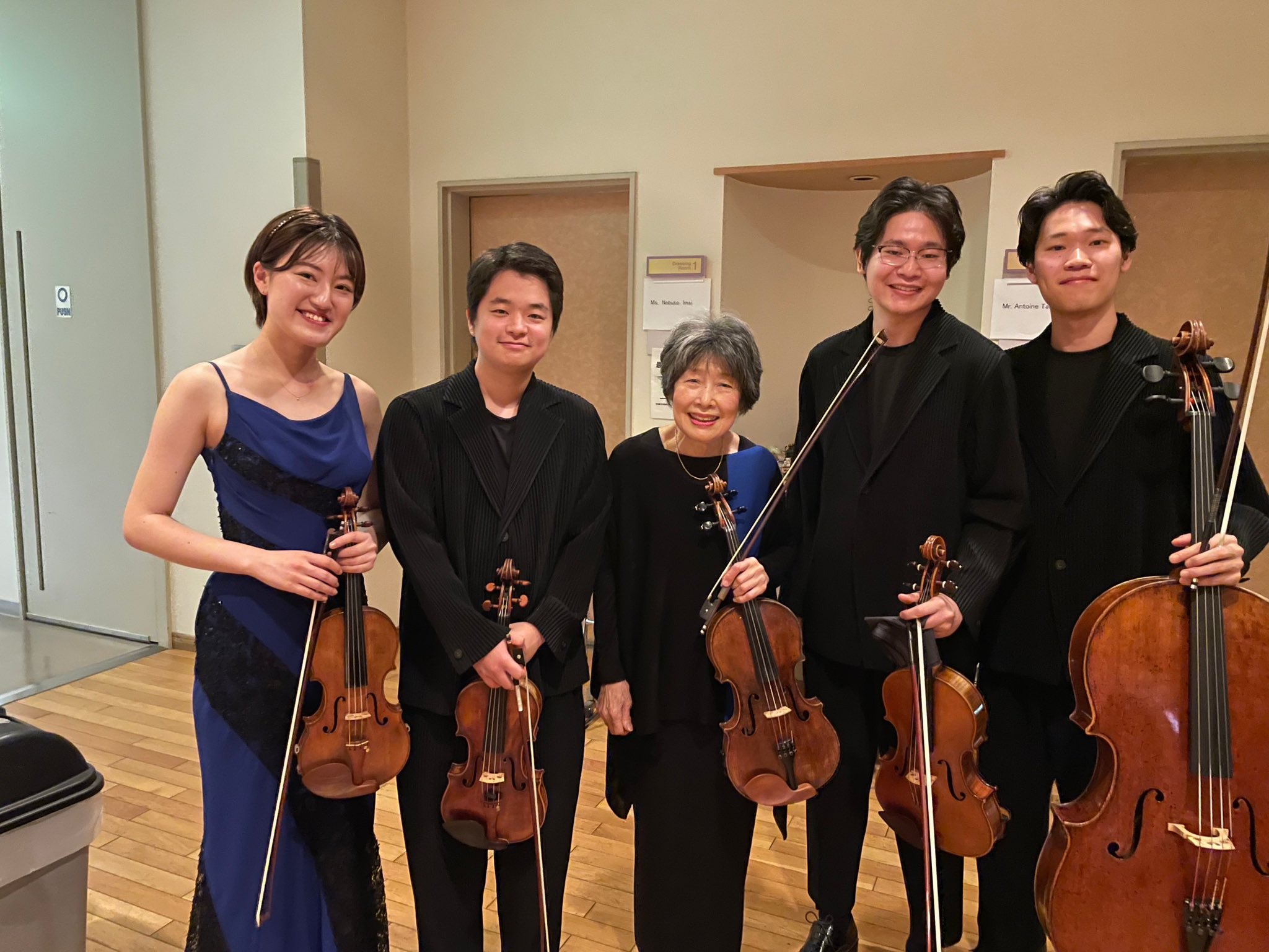 レグルス・クァルテット Regulus Quartet on Twitter: "ヴィオラスペース1日目🌹 今井信子先生とモーツァルト弦楽五重奏曲kv515から第三楽章を演奏しました。 今井 ...