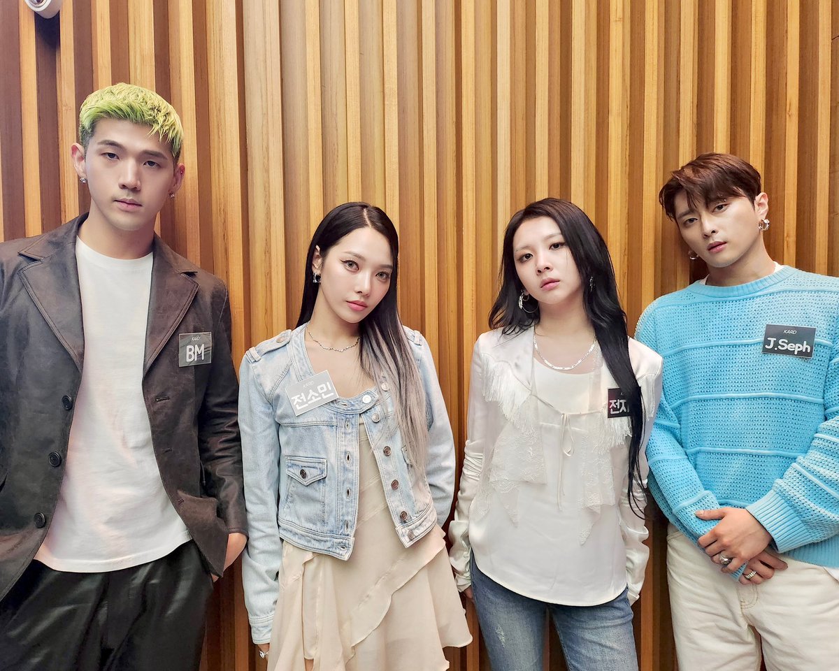 KARD on Twitter: "[#KARD] 230605 'IDOL RADIO 시즌3‘ 📷 #KARD #카드 #ICKY #이끼 #아이돌라디오"