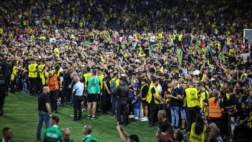 ynet עדכוני on Twitter: "עונש כבד לבית"ר ירושלים בעקבות אירועי גמר הגביע: הרחקה מהקונפרנס-ליג ...