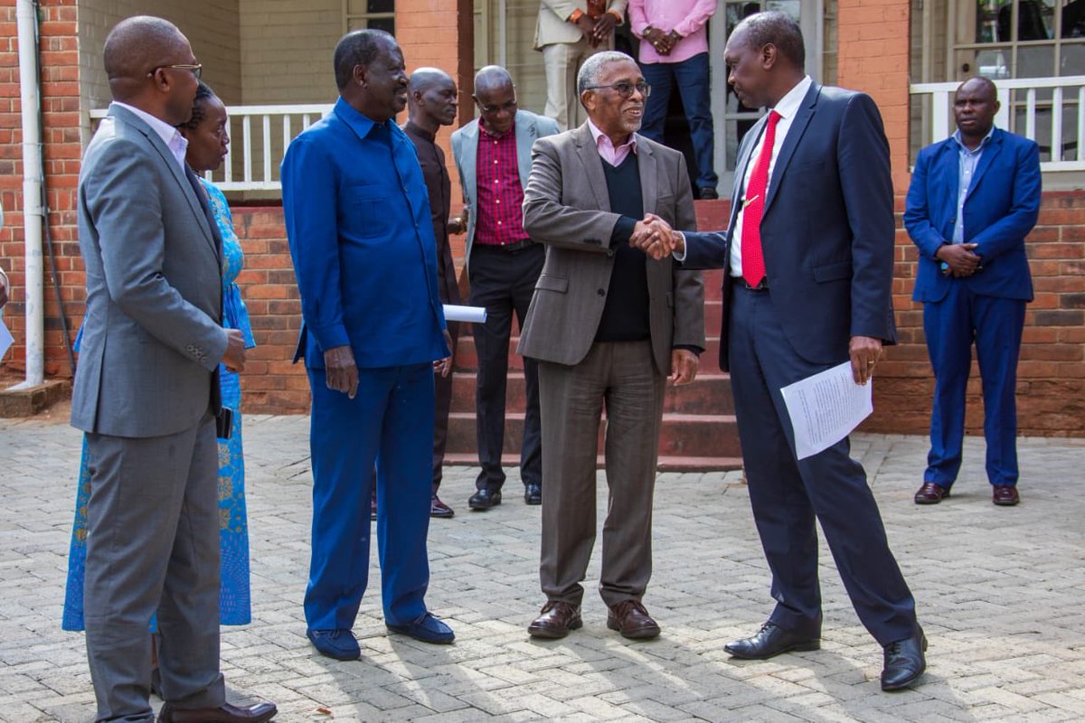 Philip Etale on Twitter: "⁦⁦@RailaOdinga⁩ introduces Mr. Moeletsi Mbeki, brother of former ...
