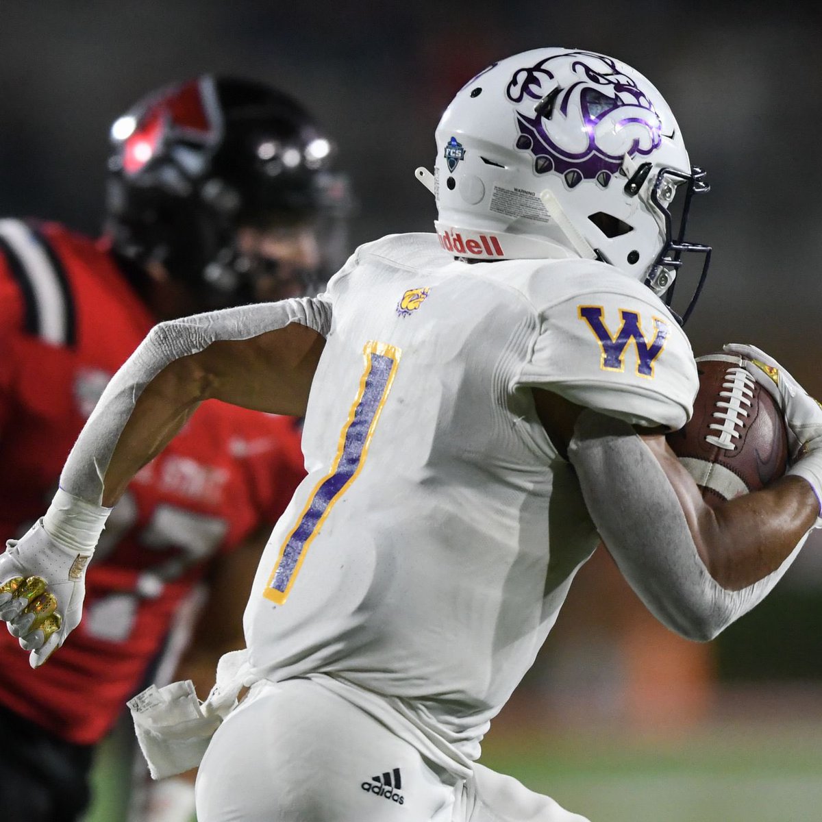 Fidel Alviar Football Clipart