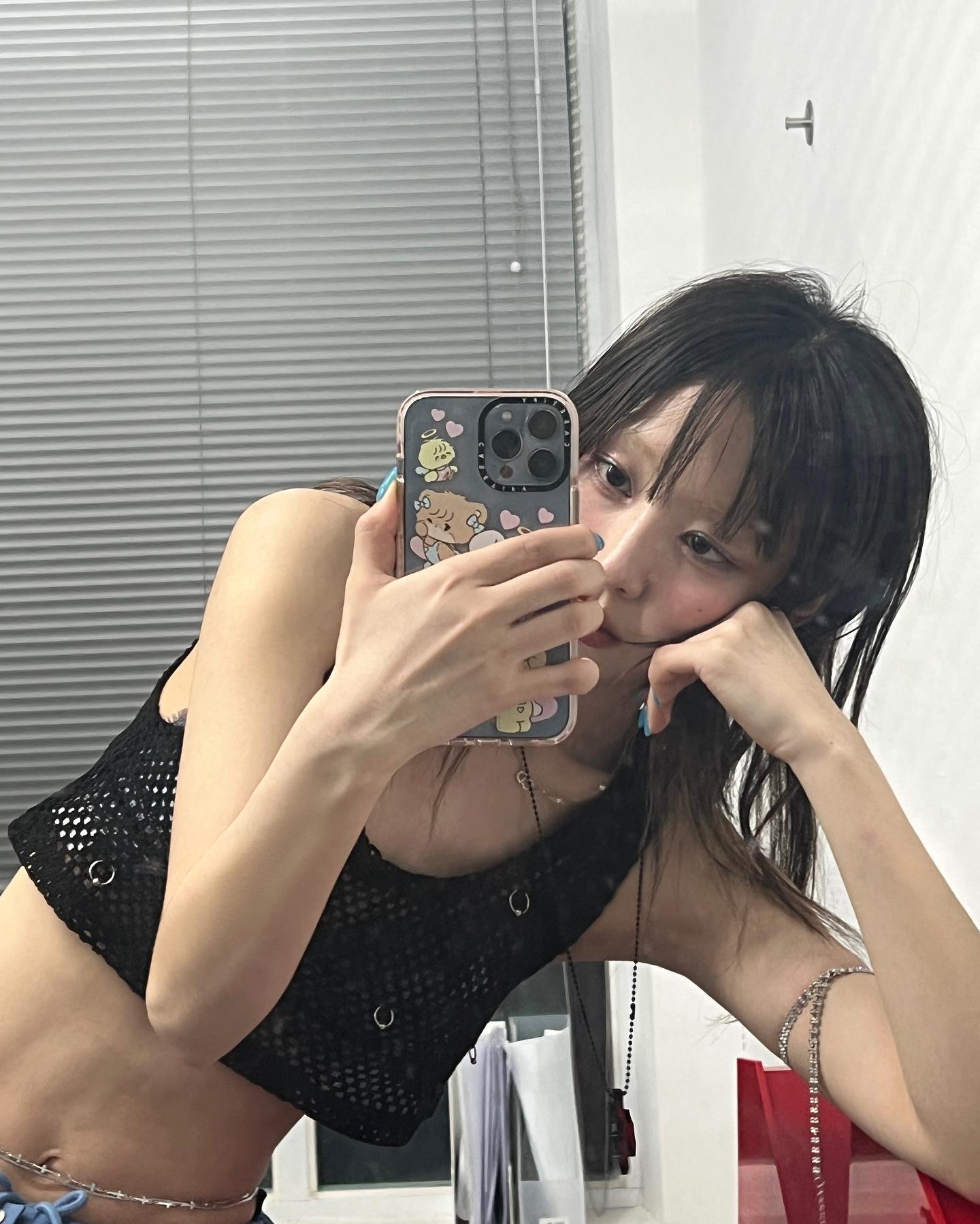 🌙 Orrery/nim on Twitter: "Yves Instagram post https://t.co/PClk4EyB0C "I love my unnies who are ...