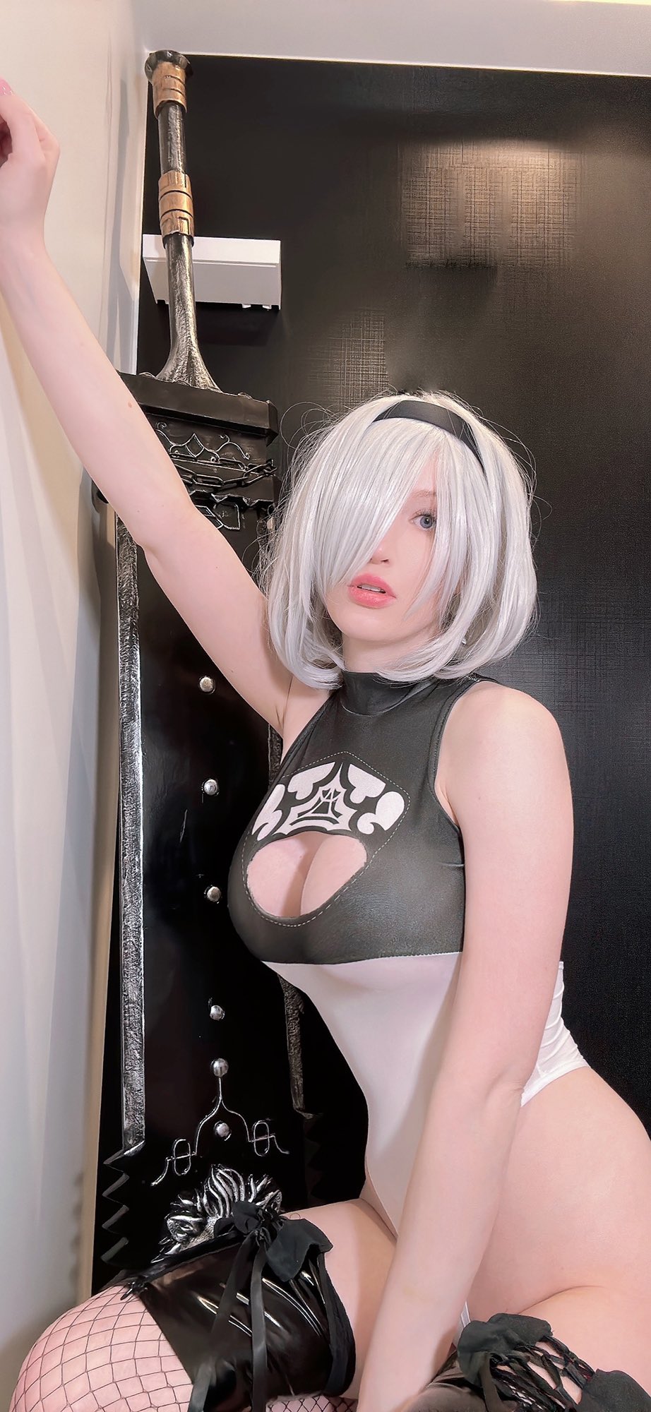 Kelly Jean Spicy on Twitter: "who would like to take a shower with 2B? 🤍 https://t.co/jrNmMSZIgk ...