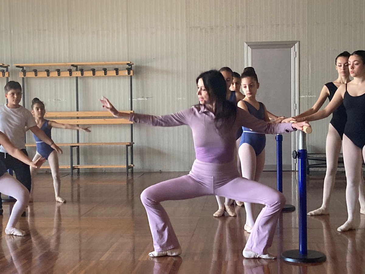 Lorena Baricalla on Twitter: "In Rome MasterClasses for 2023 International Ballet Exams of ...