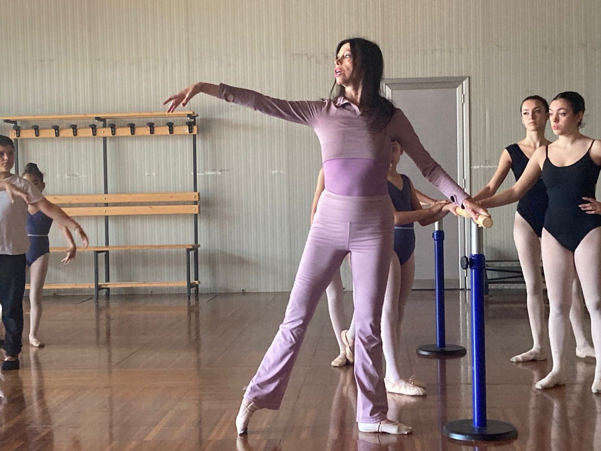 Lorena Baricalla on Twitter: "In Rome MasterClasses for 2023 International Ballet Exams of ...