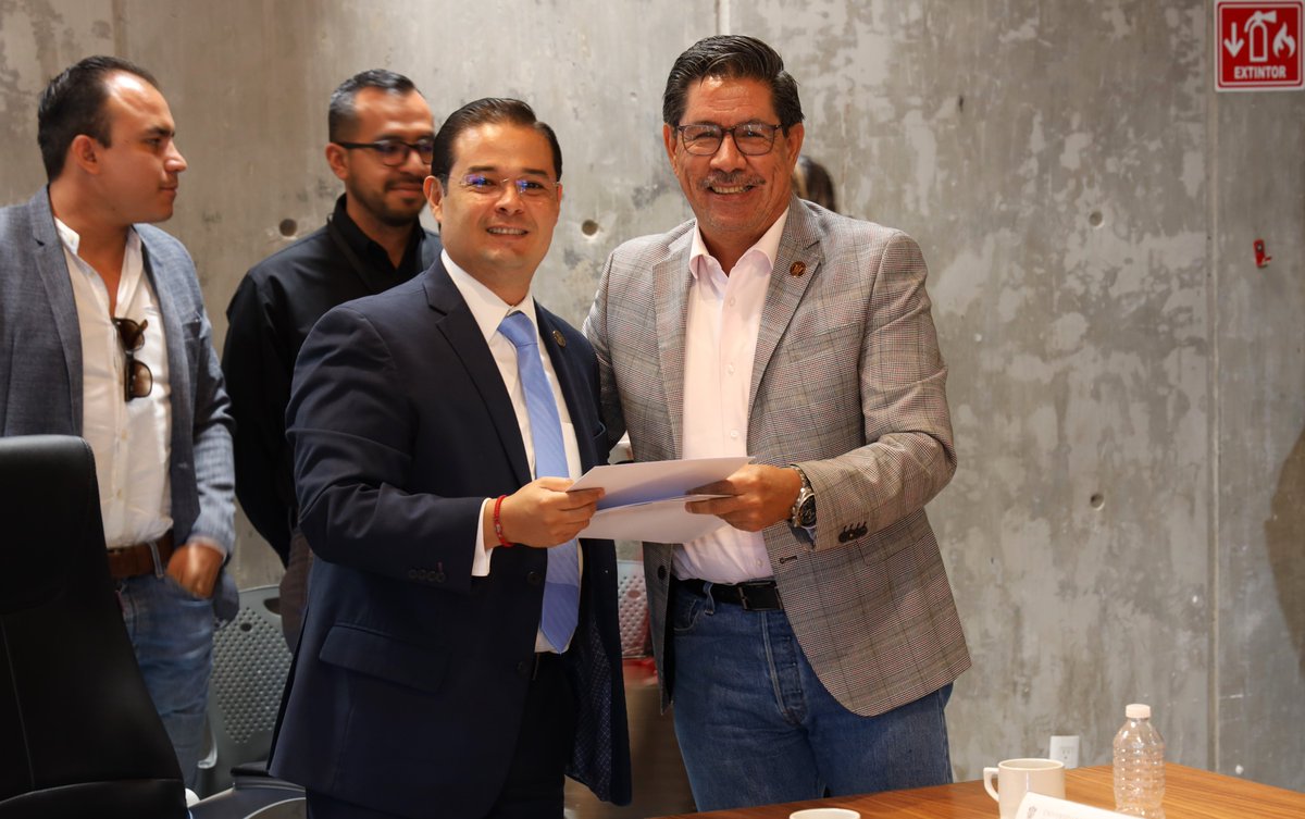 cdhcolima on Twitter: "El presidente de la Comisión de Derechos Humanos del Estado de Colima # ...