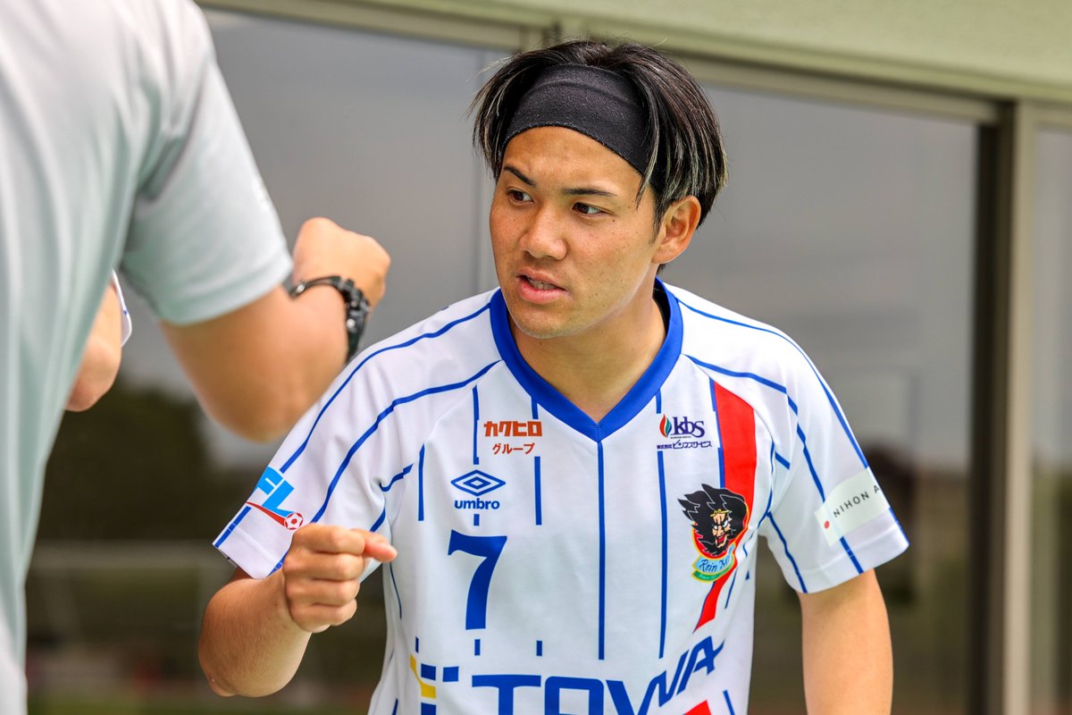 ラインメール青森【公式】 On Twitter 🔵フォトレポート Vs枚方🔵 廣末陸( Fctokyorh) 岩間雄大( Yu