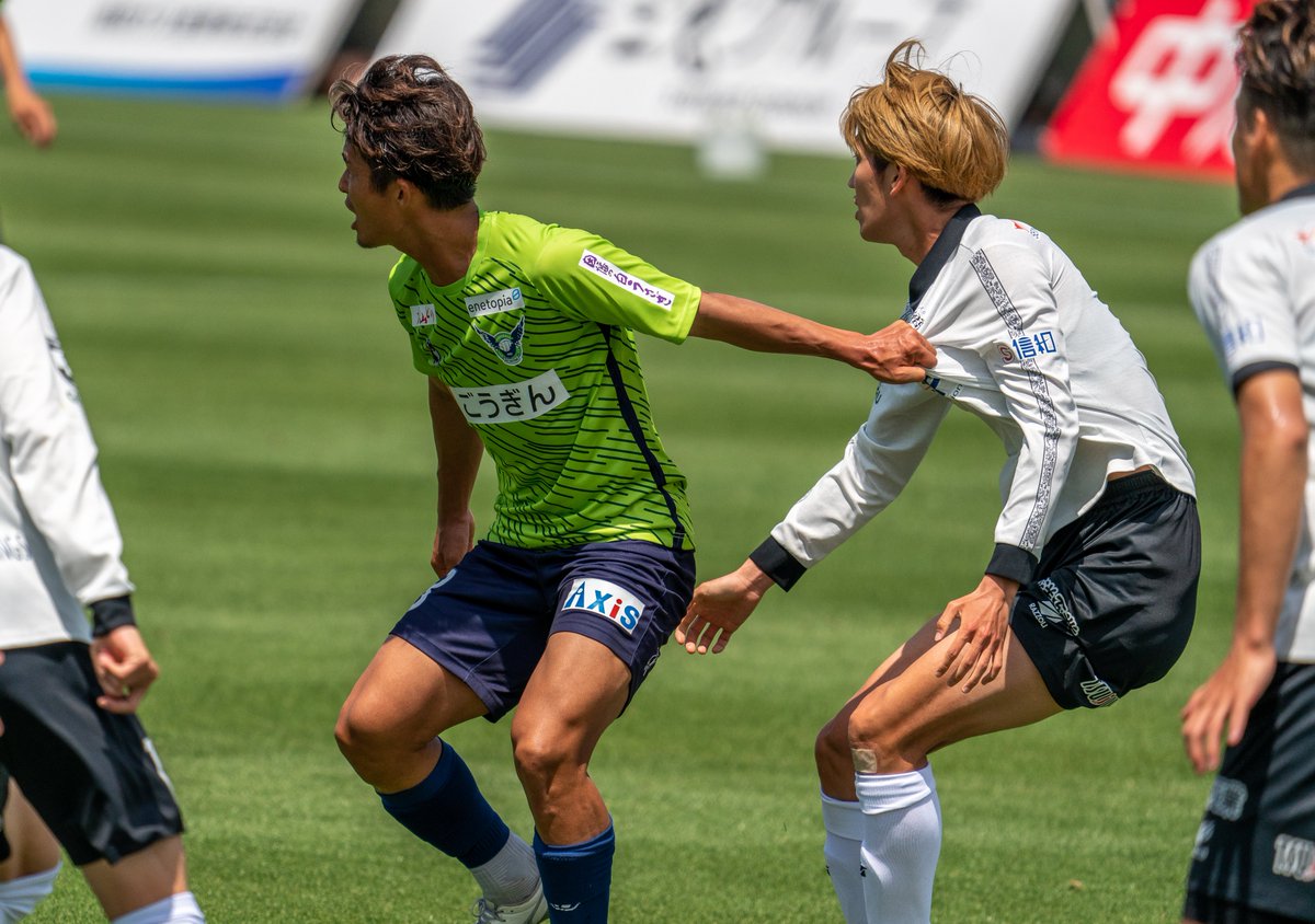 ㌰㌰どらちゃん㌐㌧ on Twitter: "2023/6/4 vsFC岐阜 元チームメイトと #富樫佑太 #ガイナーレ鳥取 #FC岐阜"