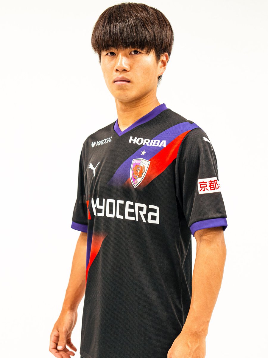 ともさん Tomosan(サッカーユニフォームの世界) On Twitter 京都サンガ2023限定ユニフォーム発表。 京都が発祥の地である駅伝からインスピレーションを受け、『襷』を象徴的