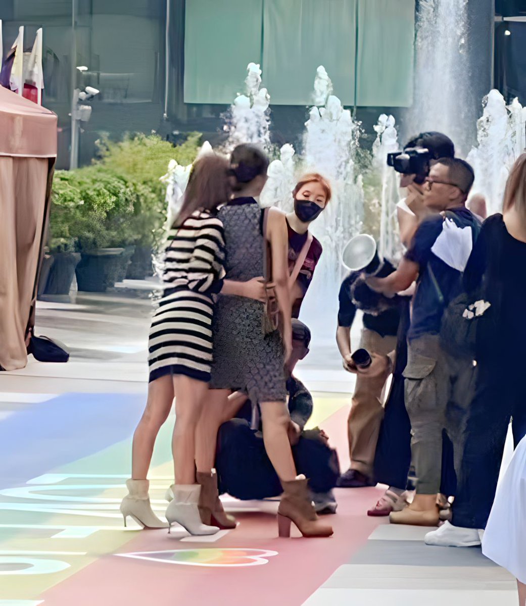 Freen Becky Ph Official 🇵🇭 #FreenBecky is L ️VE on Twitter: "Freen Sarocha Chankimha and Becky ...