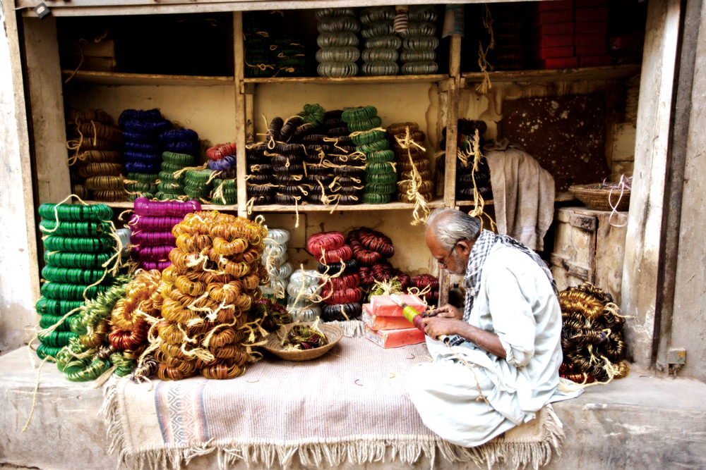Glass bangles are a part and parcel of every Pakistani girl's wardrobe ...
