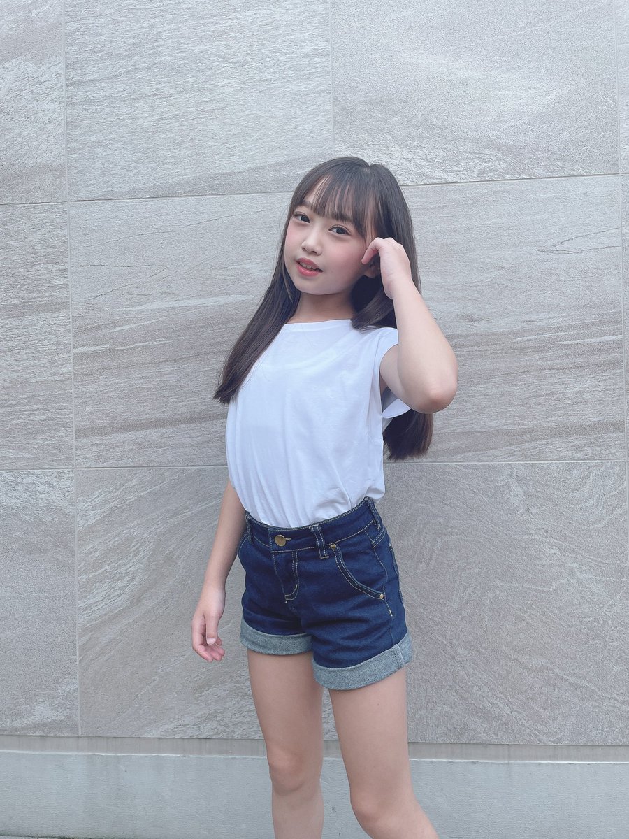 杏璃琉 On Twitter みんなお疲れ様るん💕 今日のtwitterの写真は前の宣材写真の時の写真だよぉ ️ ど~? 身長高くなってるぅ (高くなってるよねん!!!?) おやするん🎶