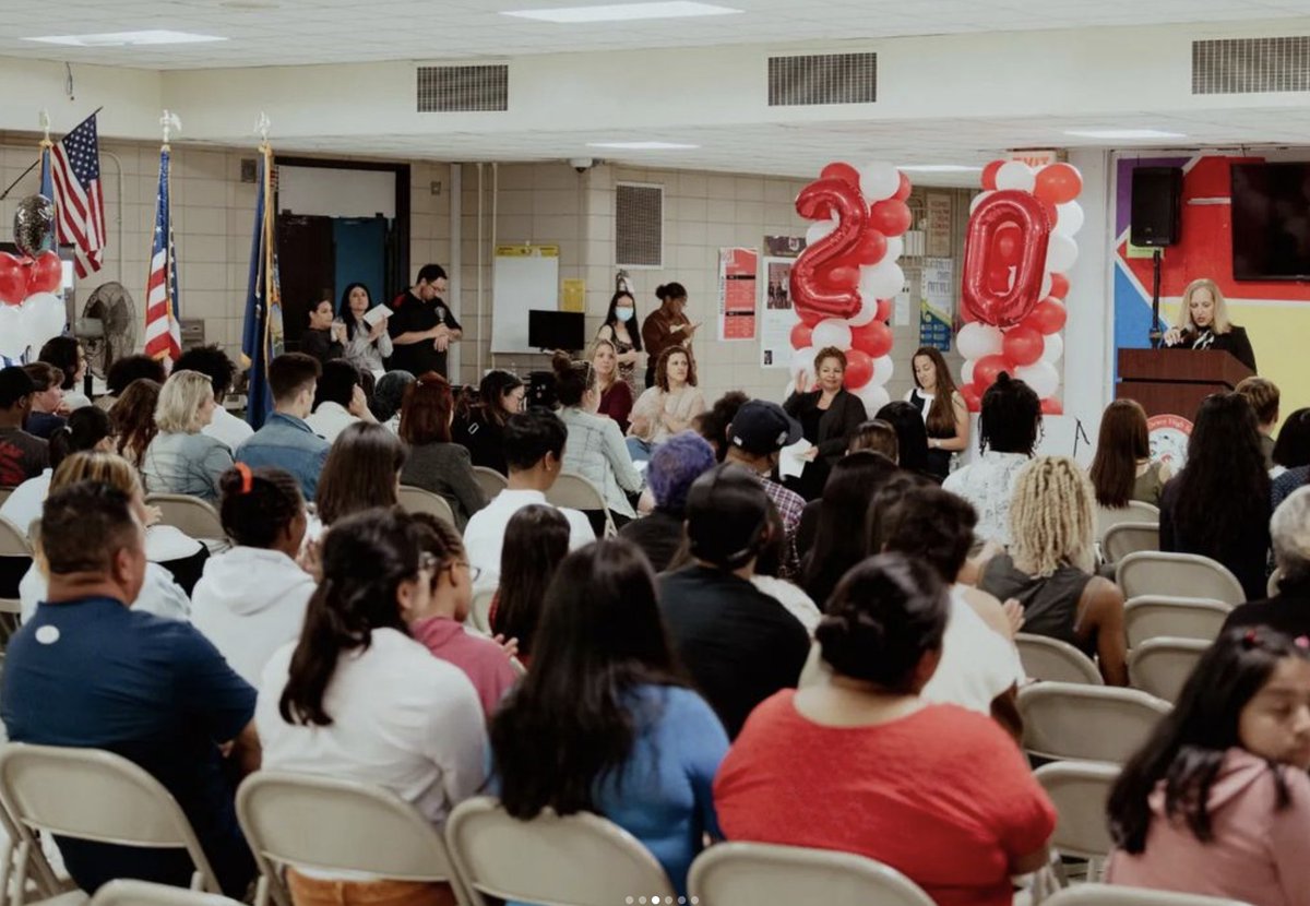 John Dewey High School on Twitter: "Senior Awards Night 2023 🏅"