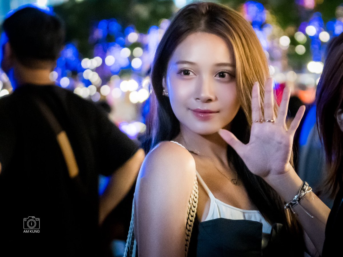 i Am Kung (ไอแอมกุ้ง) on Twitter: "ฮูพ ~ 💖 🗓️ 2023-06-06 📍ICON SIAM #HoopBNK48 #BNK48"