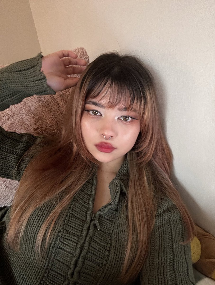 「art v artist 」|૮ ｡･ ﻌ ･｡ აのイラスト