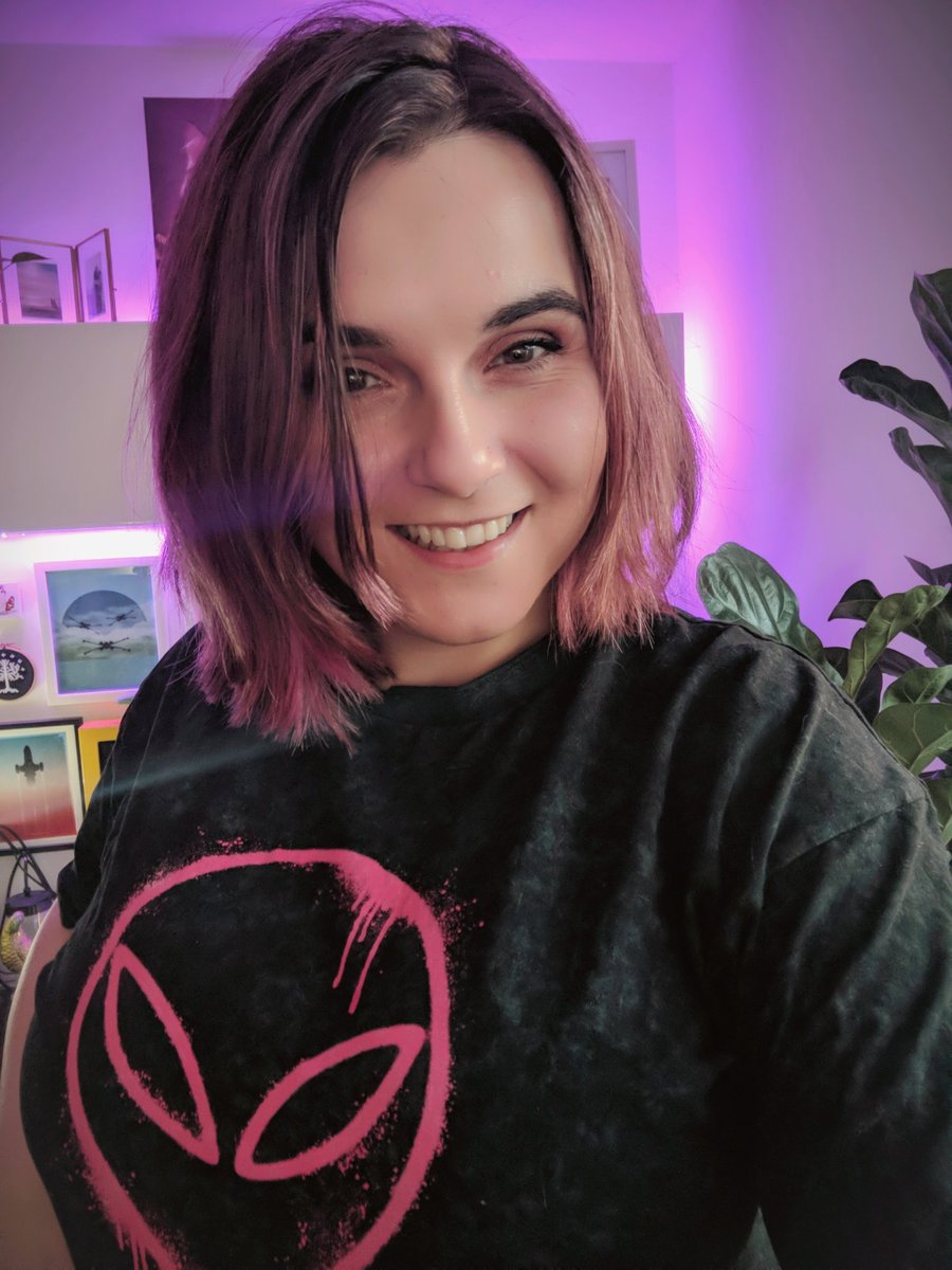 Emily from twitch 👽 on Twitter: "Start of the pandemic vs now