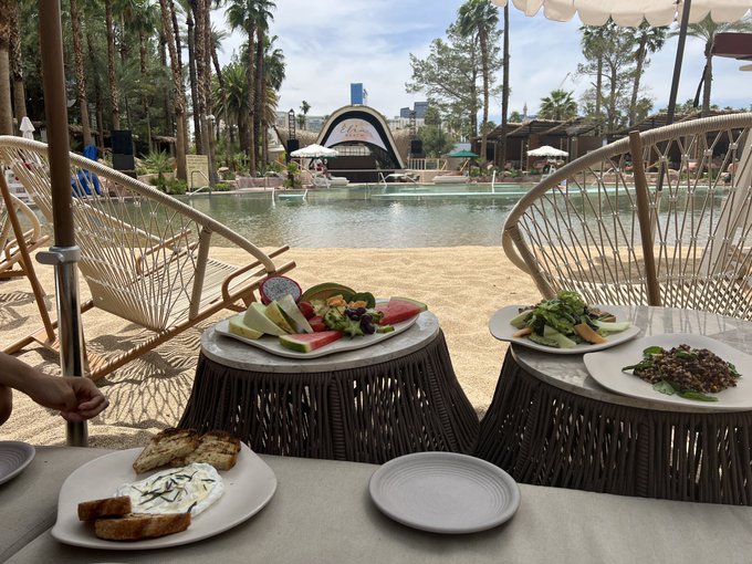 TW Pornstars - 🌹 Daddy Fox Ryker 🥀 VEGAS. The latest pictures and ...