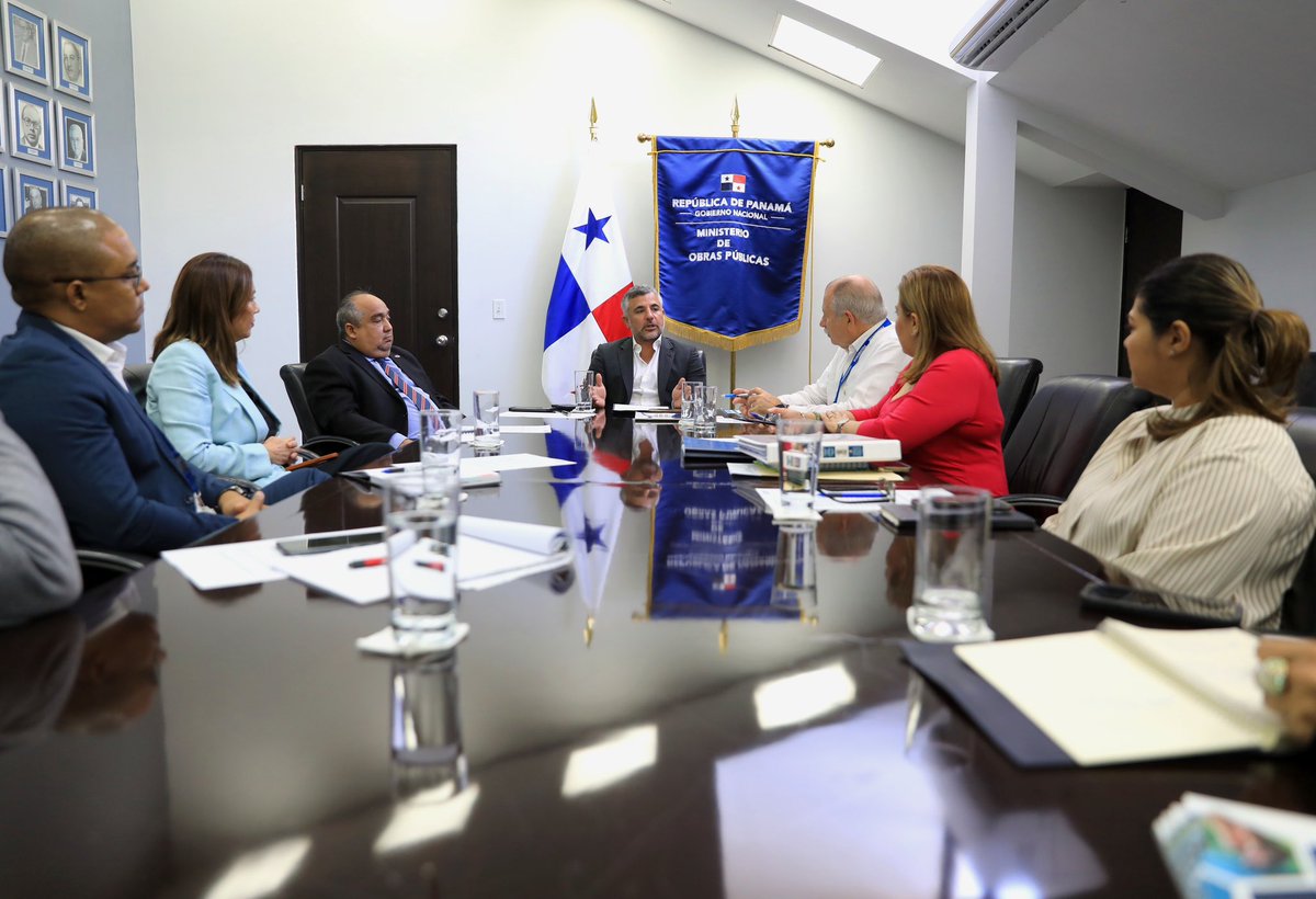 Ministerio de Obras Públicas de Panamá on Twitter: "El ministro @rafasabonge se reunió con la ...