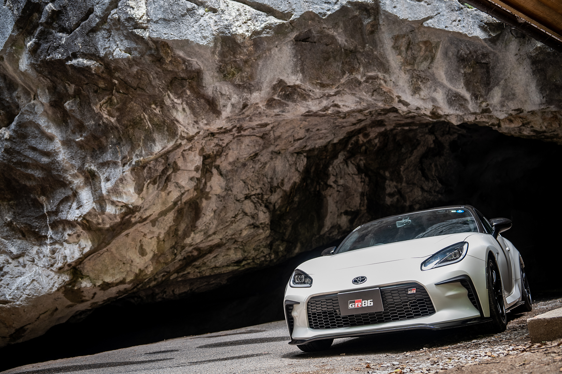 zakki@GR86 on Twitter: "GR86×隧道 #GR86 https://t.co/CLf8E59sHN" / Twitter